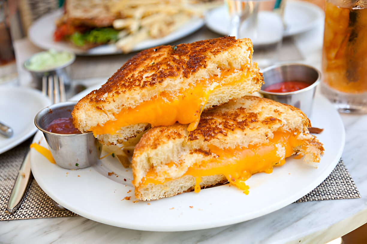 Ultimate Grilled Cheese Guide: Recipes, Tips, Variations