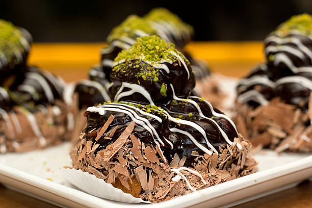 Indulge in Turtle Lush: A Complete Guide to This Decadent Dessert